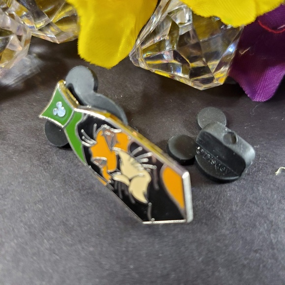 Disney | Jewelry | 425 Disney Necktie Villain Lion King Scar Pin | Poshmark